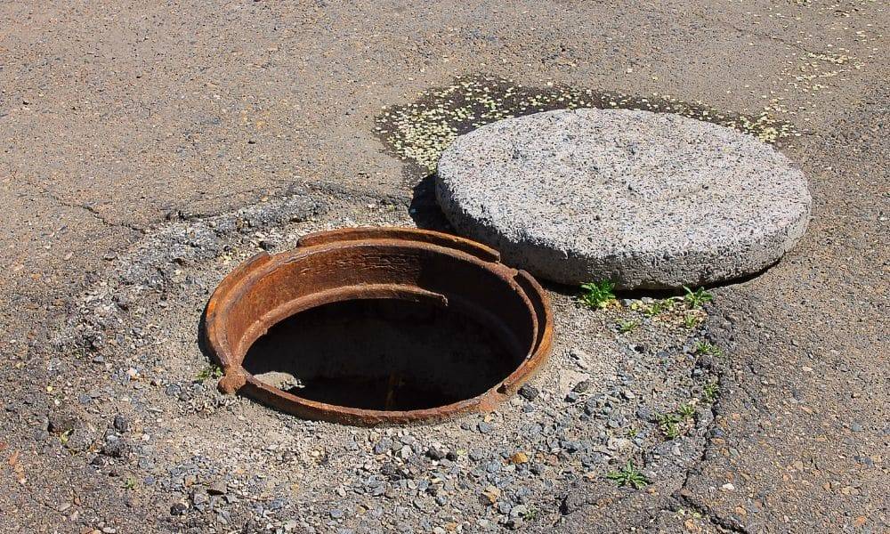 What To Do if a Manhole Cover Is Missing or Damaged - Manhole Covers Direct