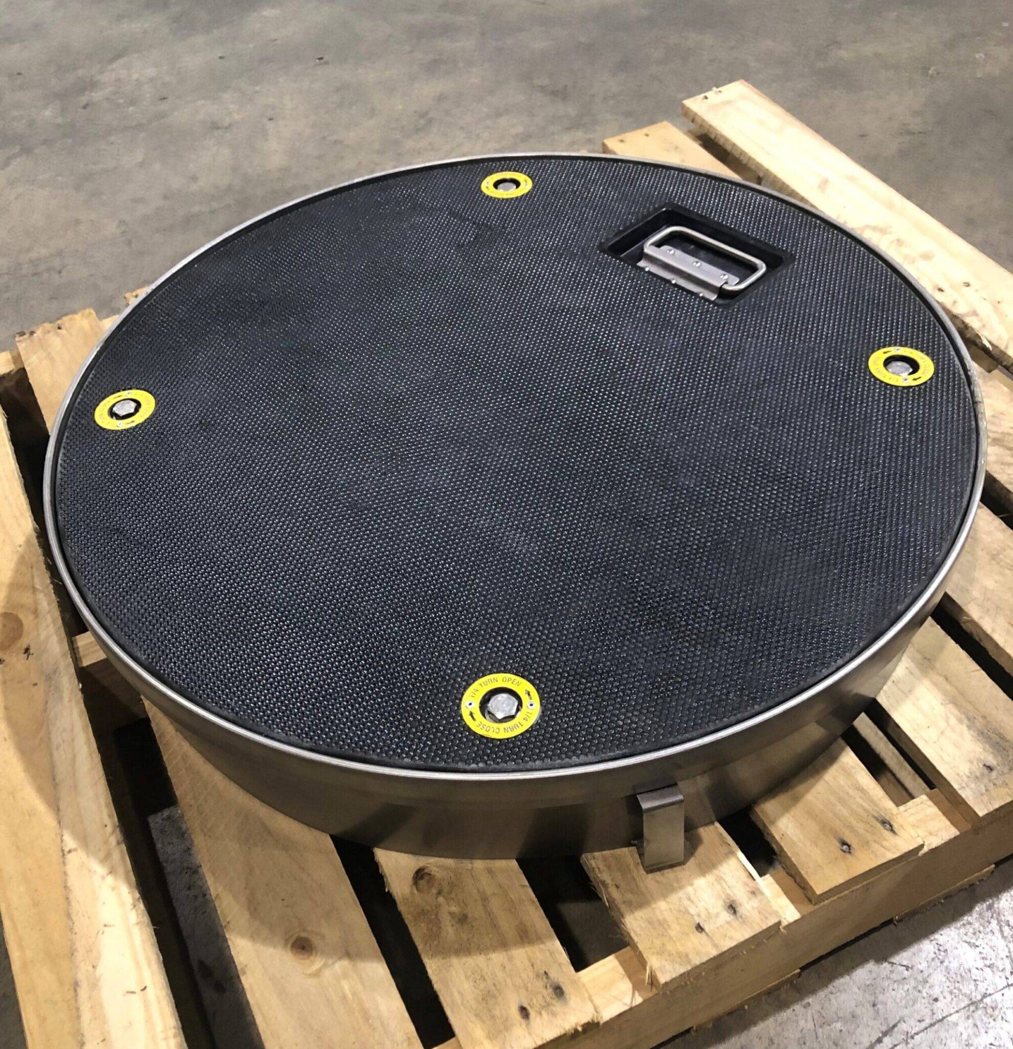 Composite Manhole Frame and Cover